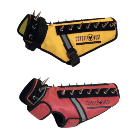 5 Best Protective Anti-Coyote Vests For Dogs of All Sizes - Rocky Kanaka